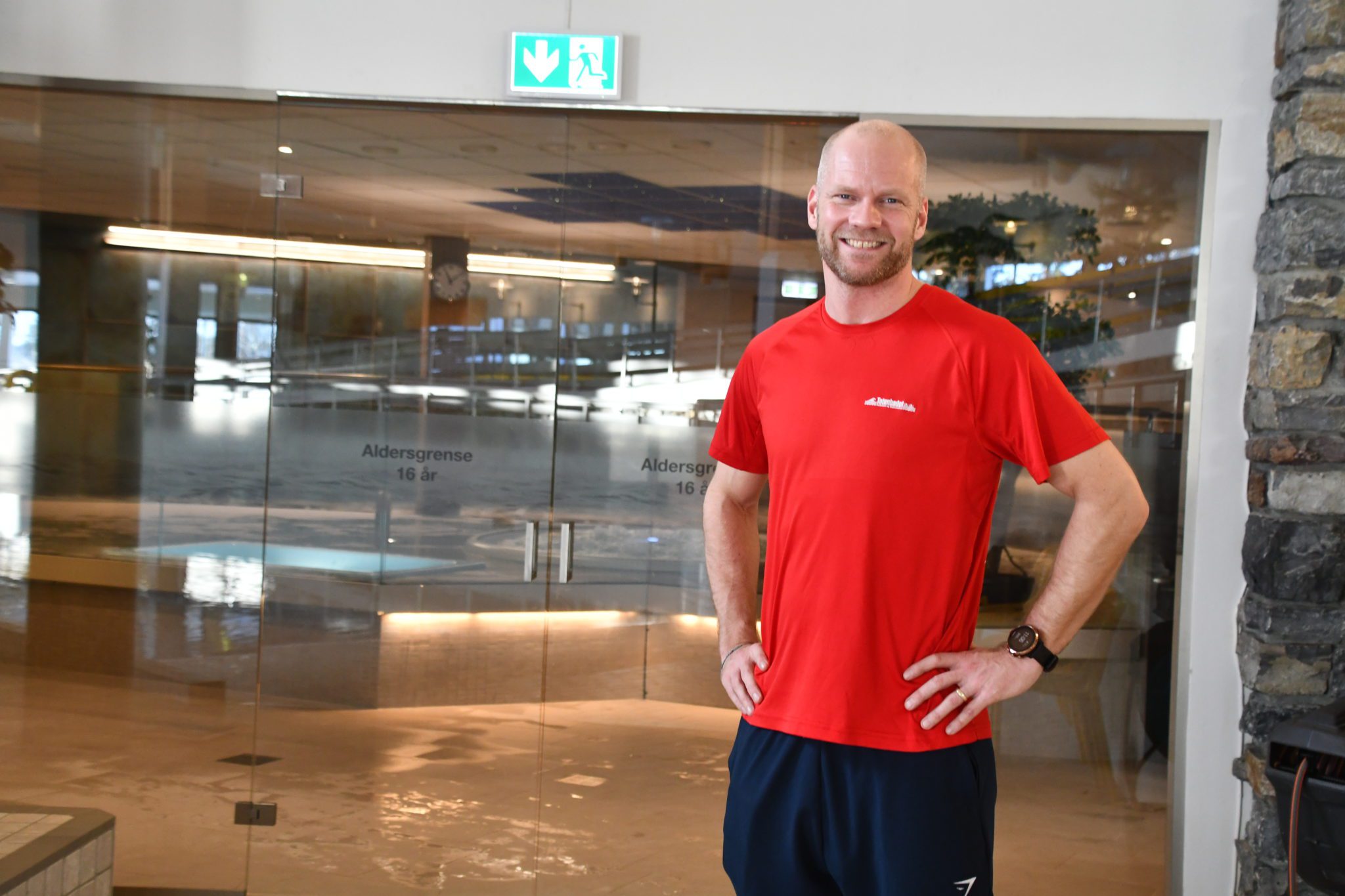 Totenbadet måtte sette egen aldersgrense på nytt tilbud - Totens Blad