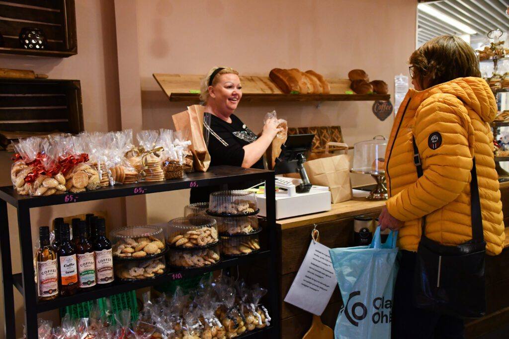 Bakeriet har fått en fantastisk velkomst av totningene - Totens Blad